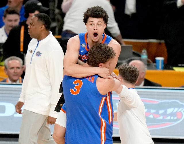 Gators in their glory | News, Sports, Jobs - Altoona Mirror